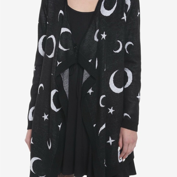 Cosmic Aura | Sweaters | Hot Topic Cosmic Aura Moon And Stars Open ...